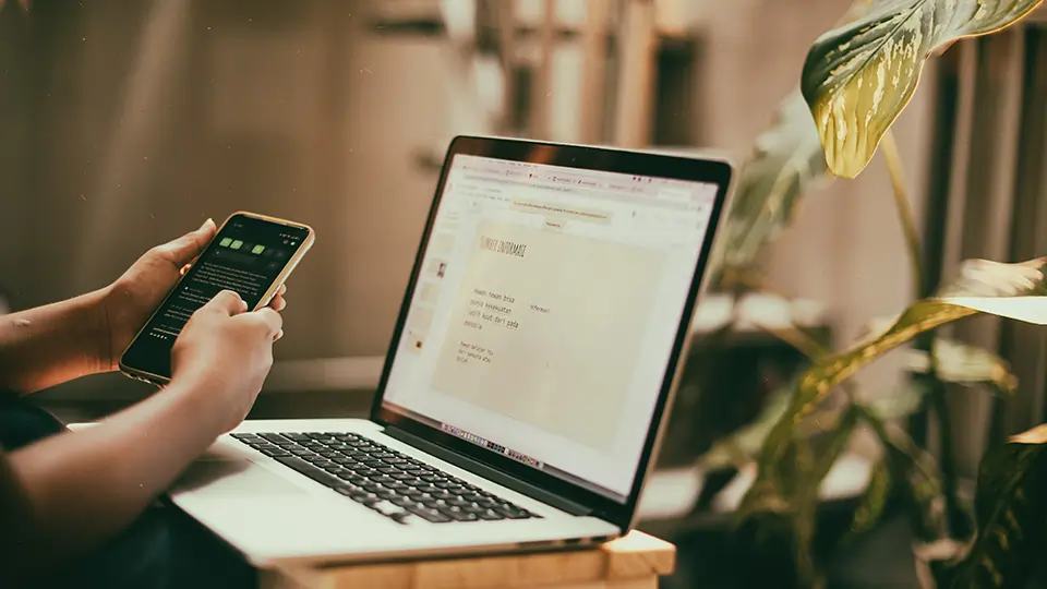 4 Cara Menulis Daftar Pustaka dari Artikel : Panduan & Contohnya